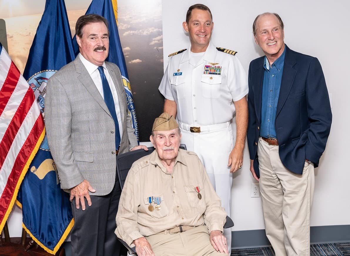 World War II Veteran Receives Medals from Embry-Riddle NROTC
