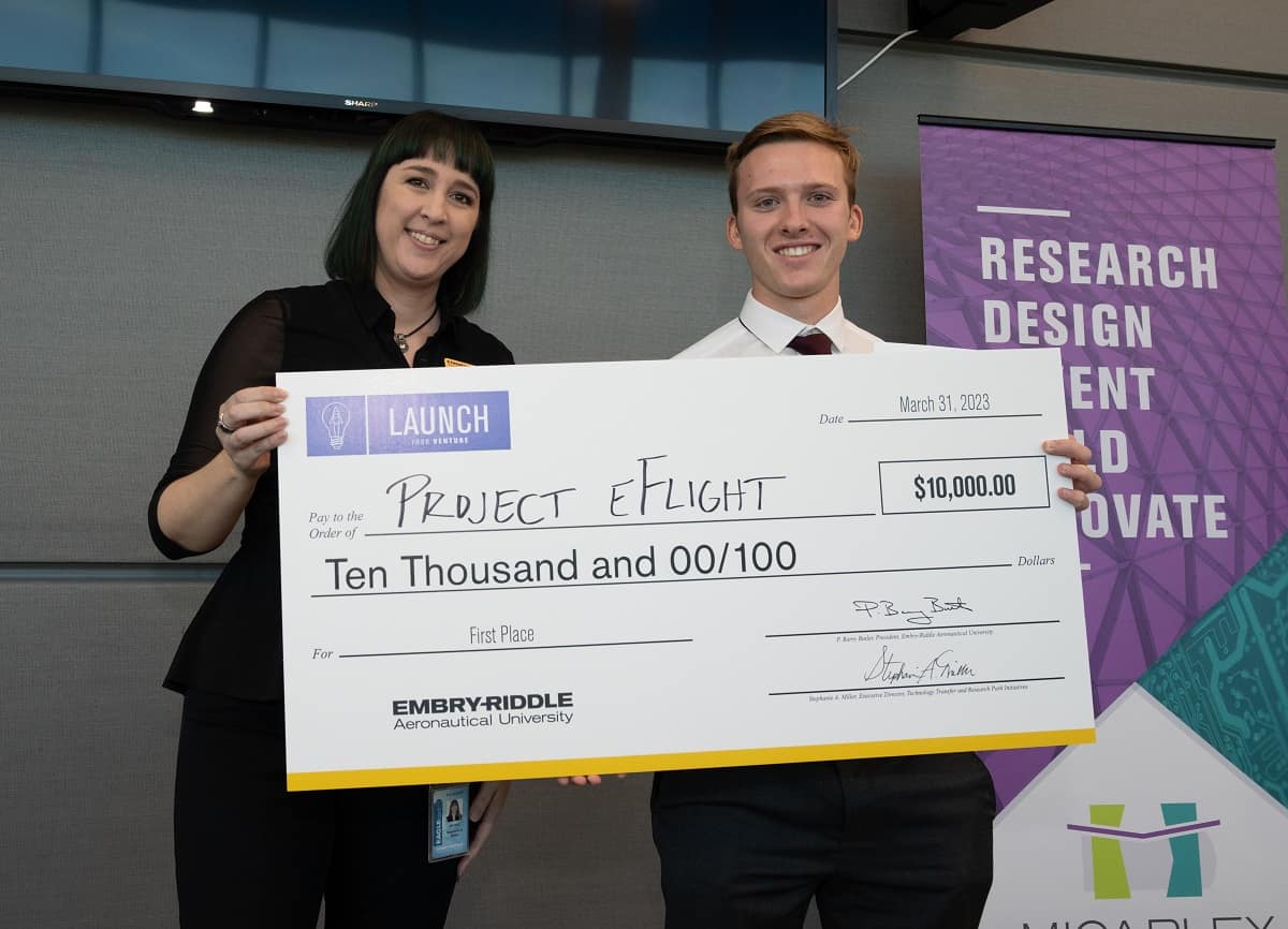 Innovations in E-Flight, Mobile Farm Monitoring and Soundscape ...