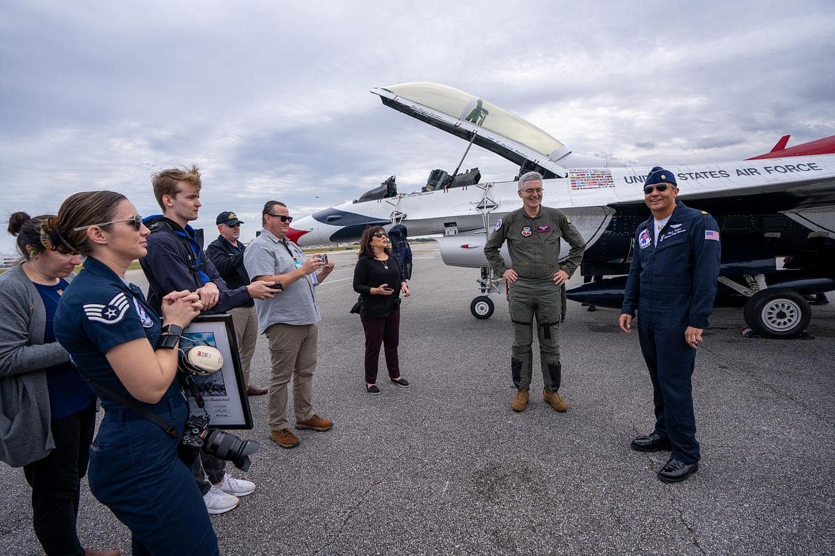 The Thunderbirds Meet with Cadets, Buzz Campus and Take Embry-Riddle’s ...