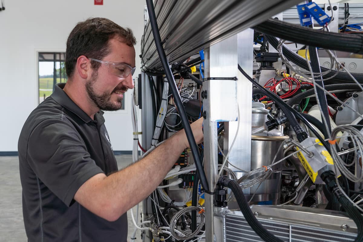 Embry-Riddle Works to Advance Sustainable, Environmentally Friendly ...